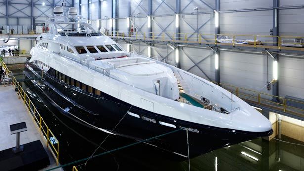 Heesen releases specifications and pictures of superyacht Lady L